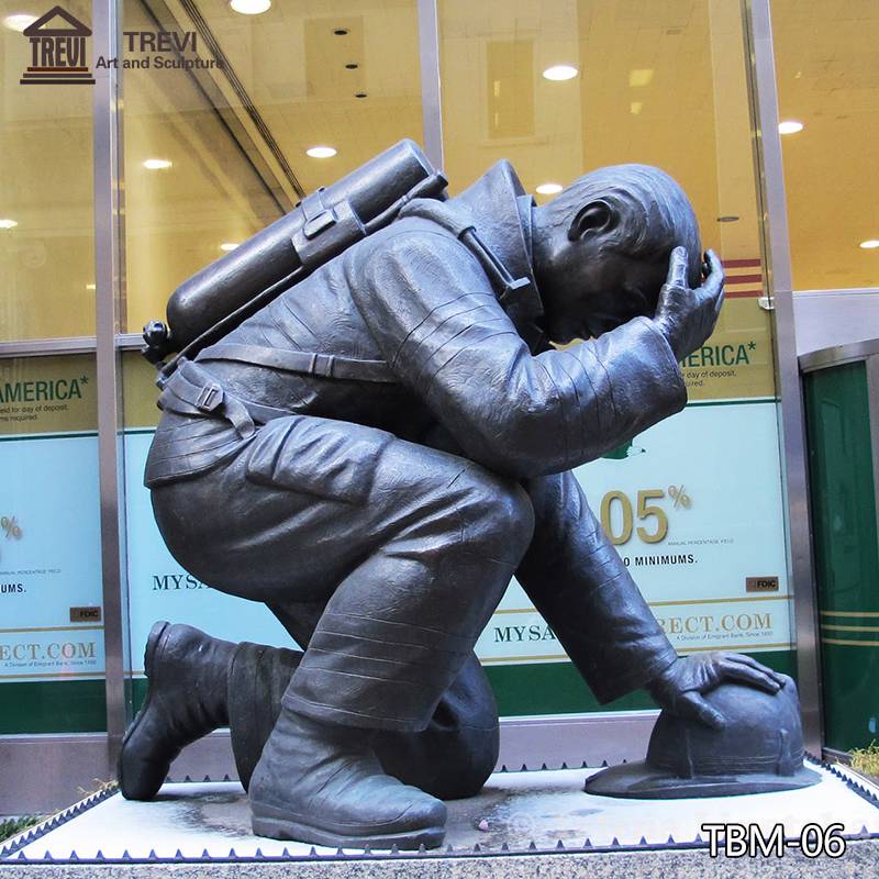Custom Bronze Memorial Kneeling Fireman Statue