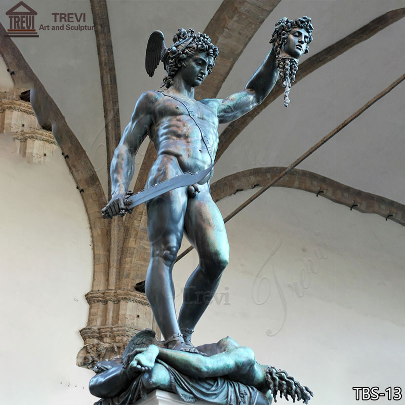 Bronze Perseus with The Head of Medusa Statue Museum Art for Sale