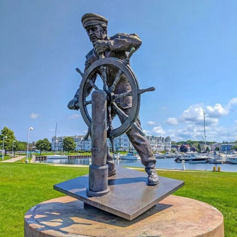 Outdoor Bronze Life-Size Sea Captain Statue for Sale- Trevi Statue