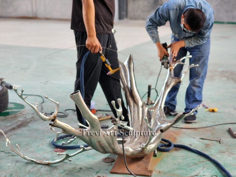 Modern Stainless Steel Water Splash Sculpture for Sale